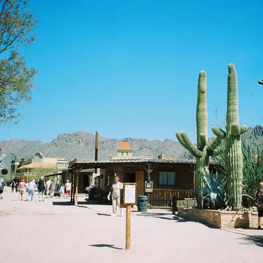 10 Most Romantic and Fun Things to Do in Tucson for Couples - Touripia