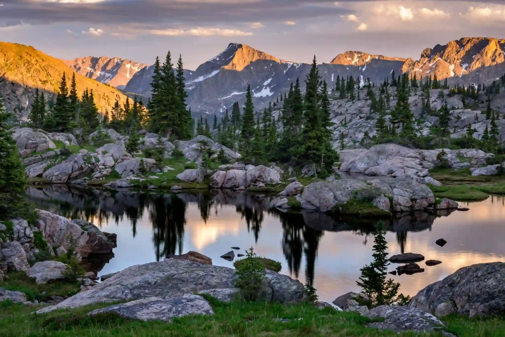 15 Cool Places To Visit In Colorado Once In Lifetime - Touripia